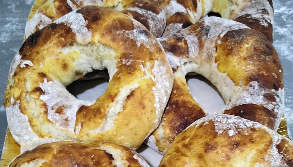 Regueifa De Canela Portugal s Flavored Bread Tradition Regueifa De Canela Portugal s Flavored Bread Tradition